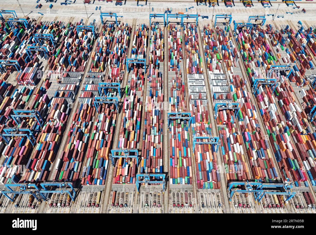 Shandong pilot free trade zone hi-res stock photography and images - Alamy