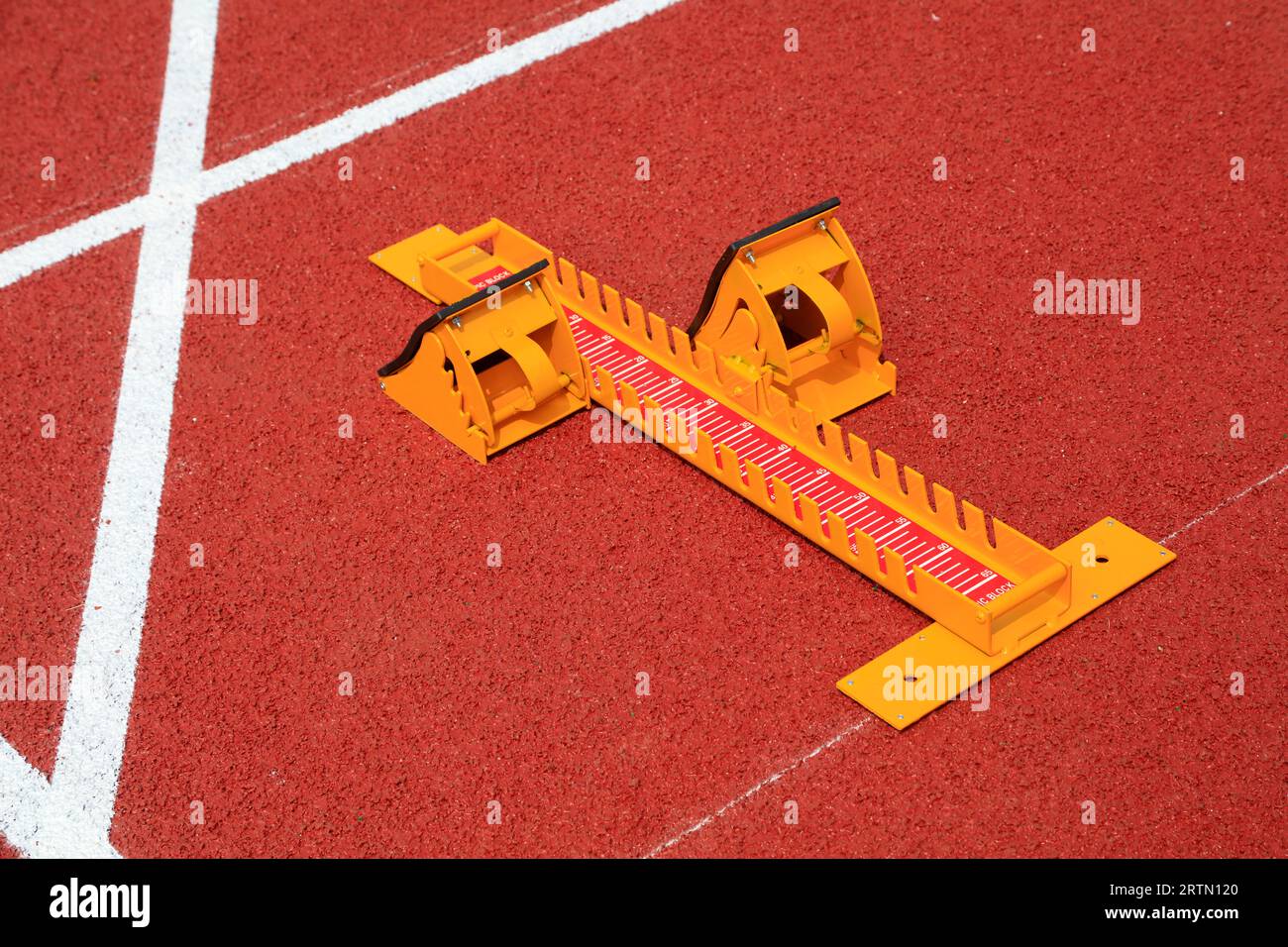 starting frame on the plastic runway Stock Photo - Alamy