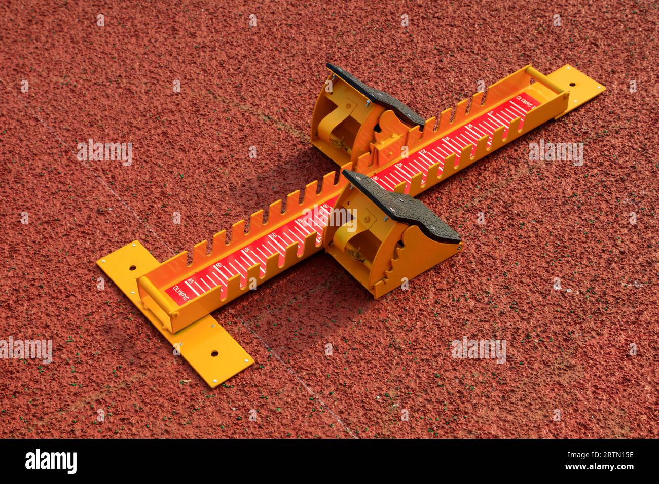 starting frame on the plastic runway Stock Photo - Alamy