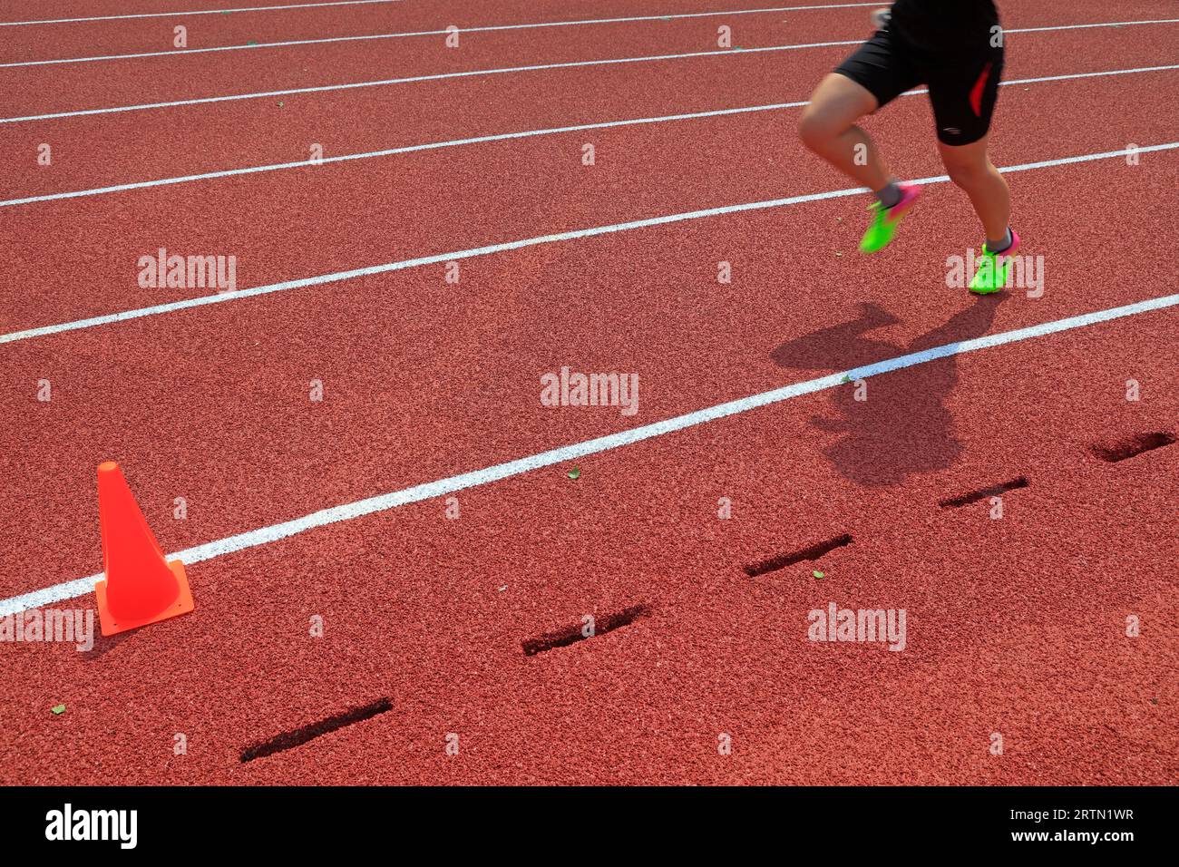 legs of a long distance runner Stock Photo - Alamy