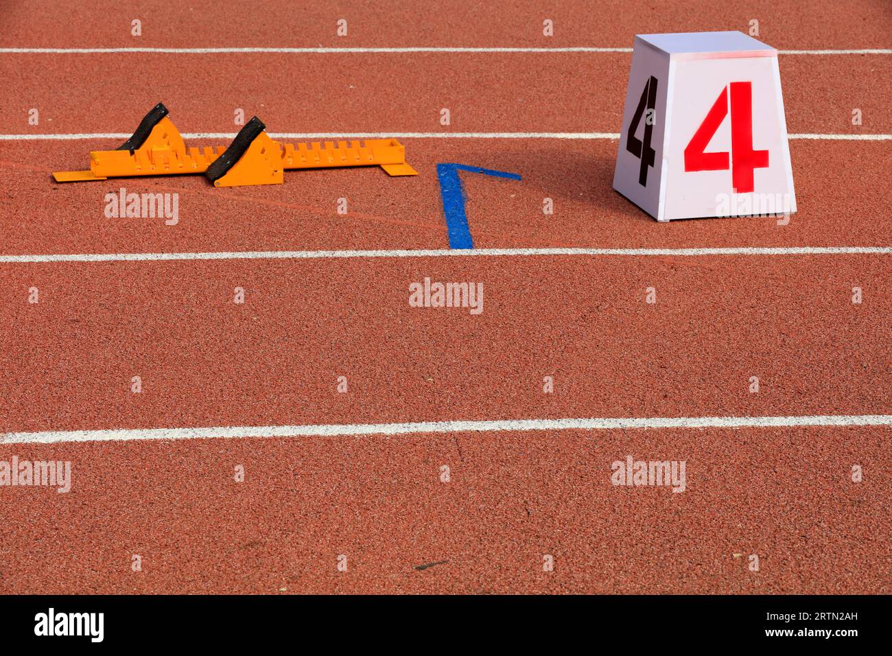 Starting frame and runway number Stock Photo - Alamy