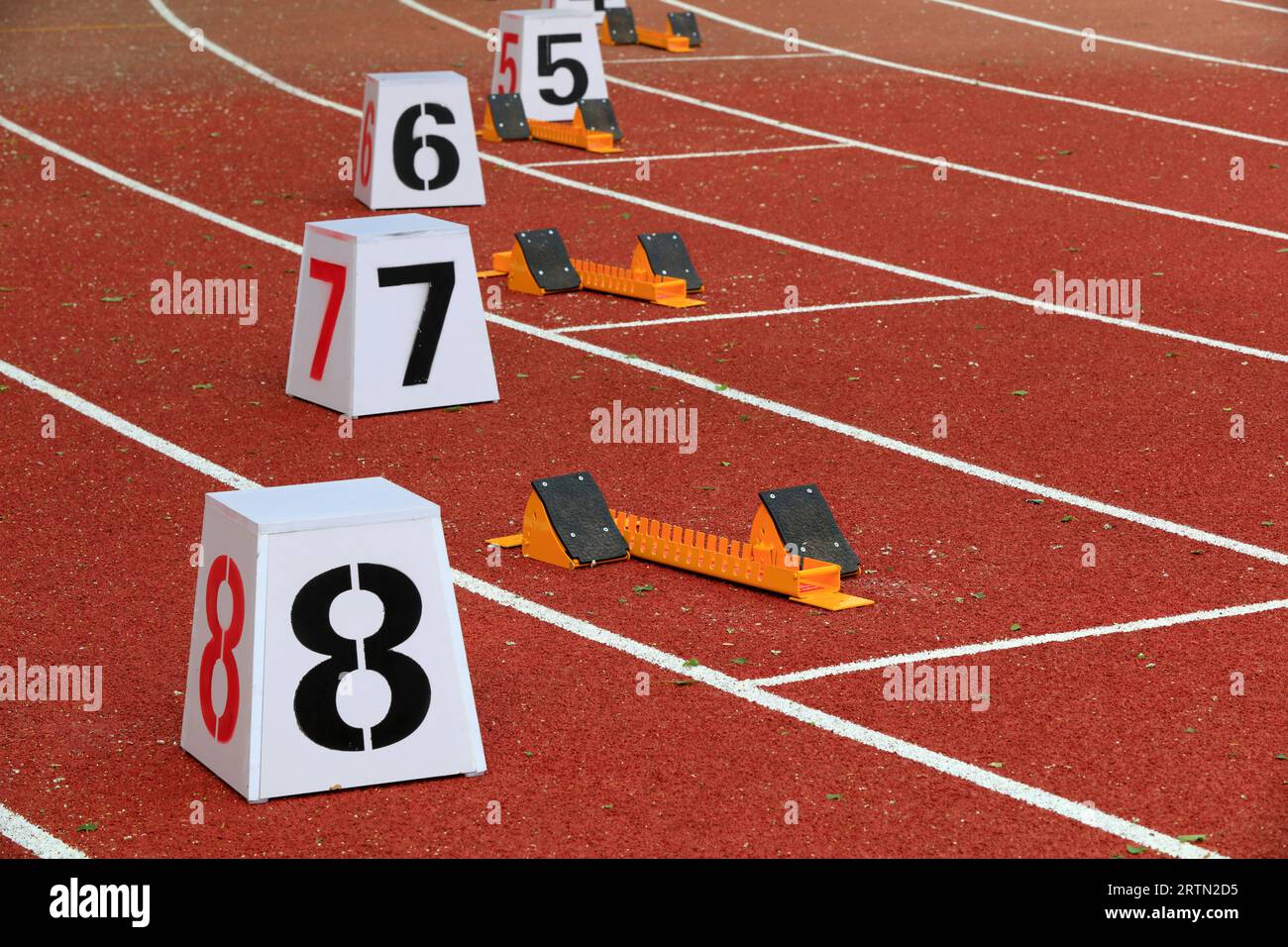 Starting frame and runway number Stock Photo - Alamy