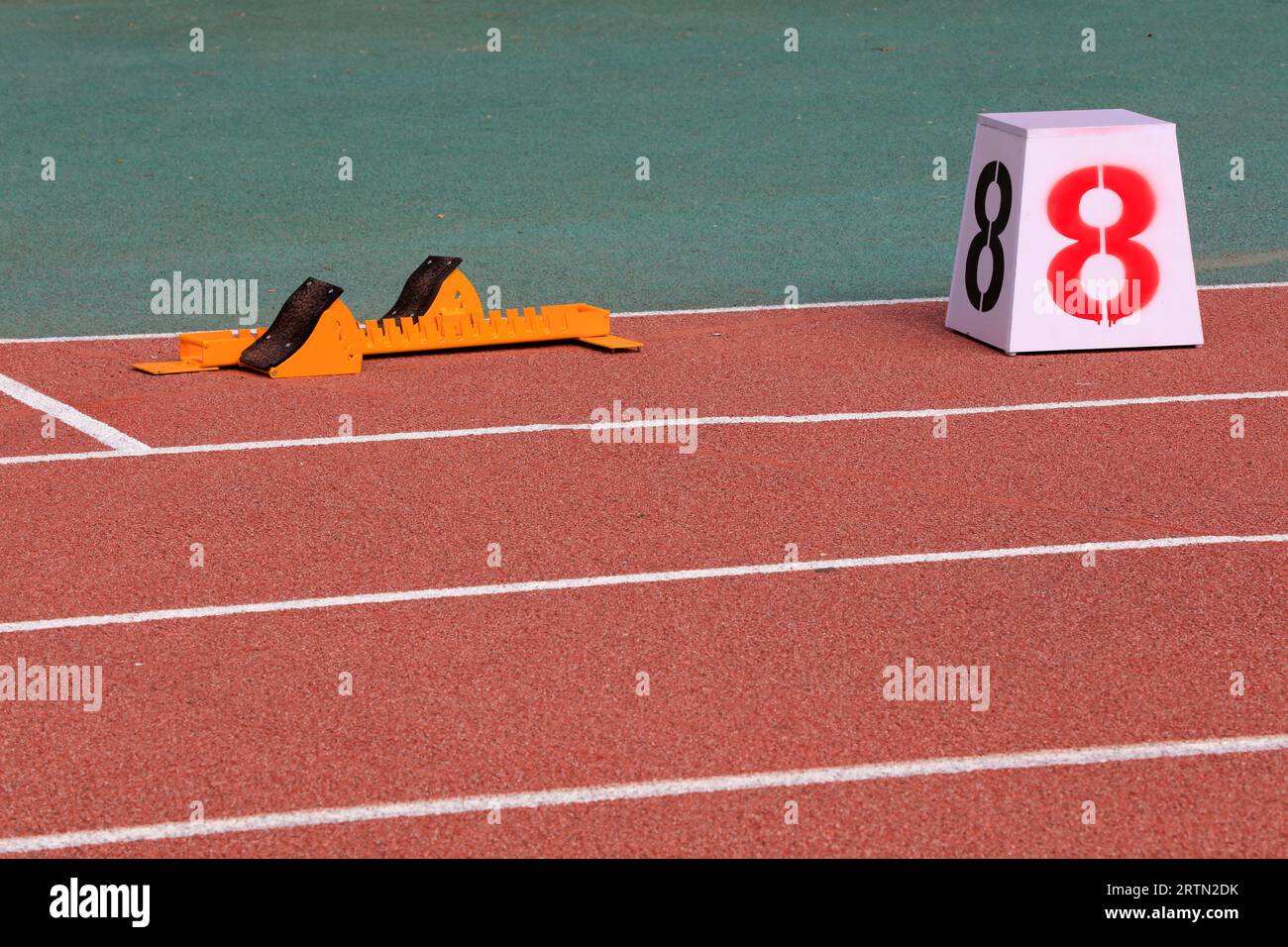 Starting frame and runway number Stock Photo - Alamy