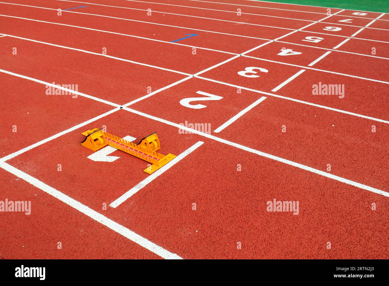 starting frame on the plastic runway Stock Photo - Alamy