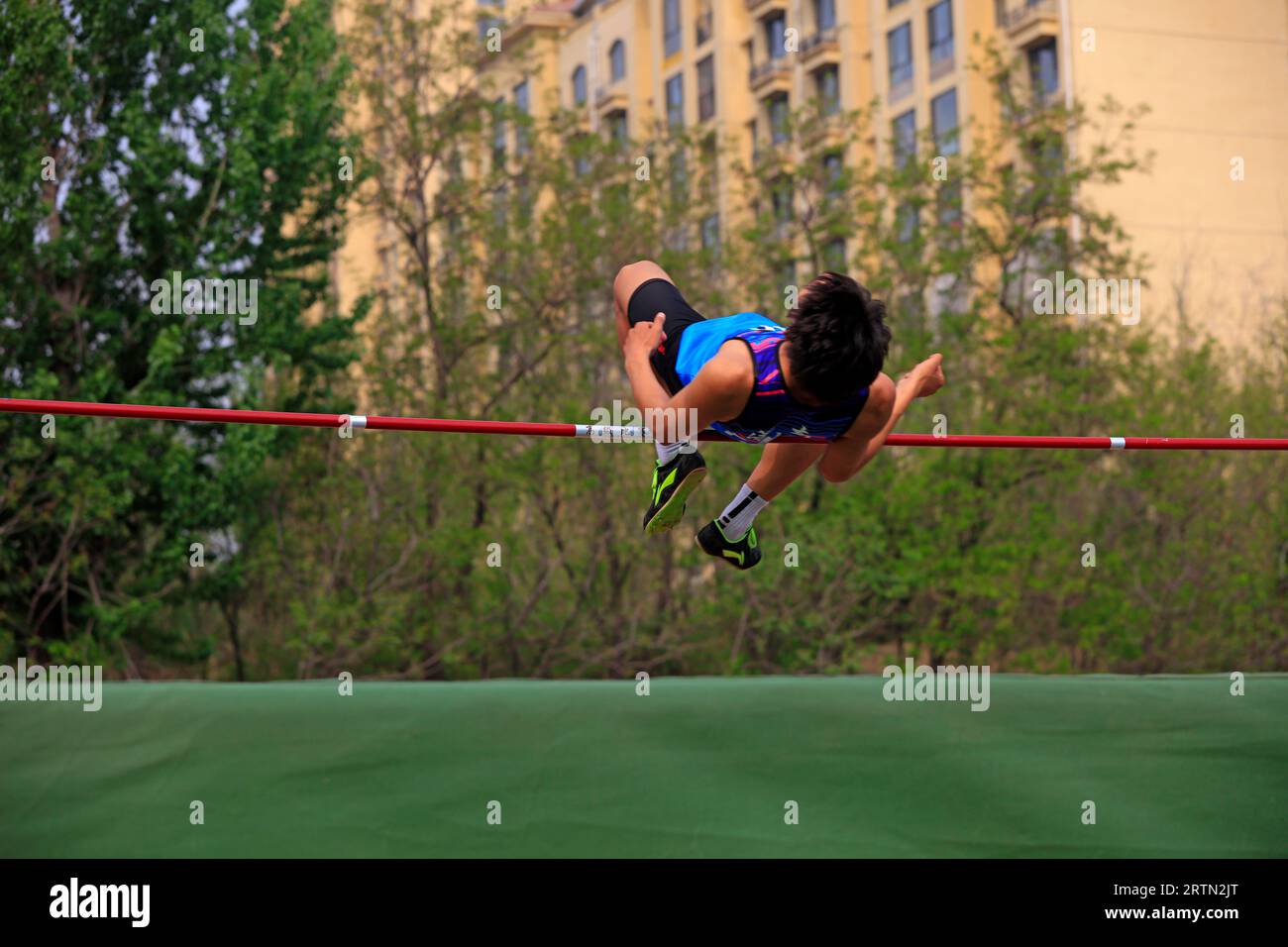 High jump athletics start hi-res stock photography and images - Alamy