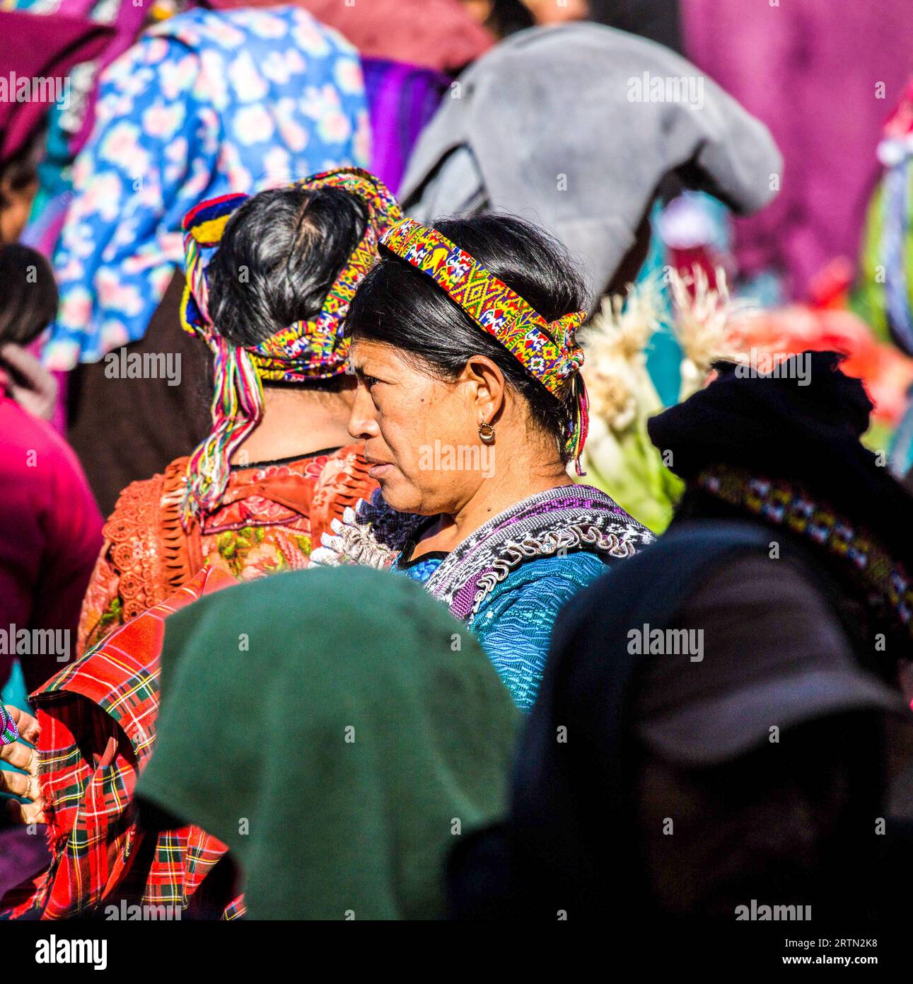 Maya women market trade hi-res stock photography and images - Alamy