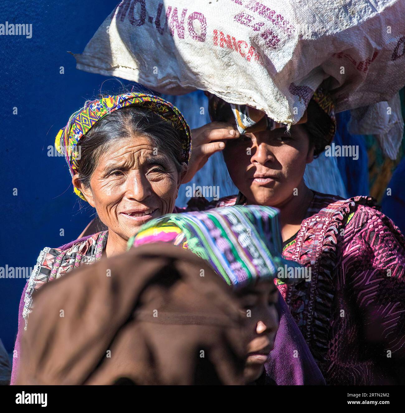 Traditional mayan wear hi-res stock photography and images - Alamy