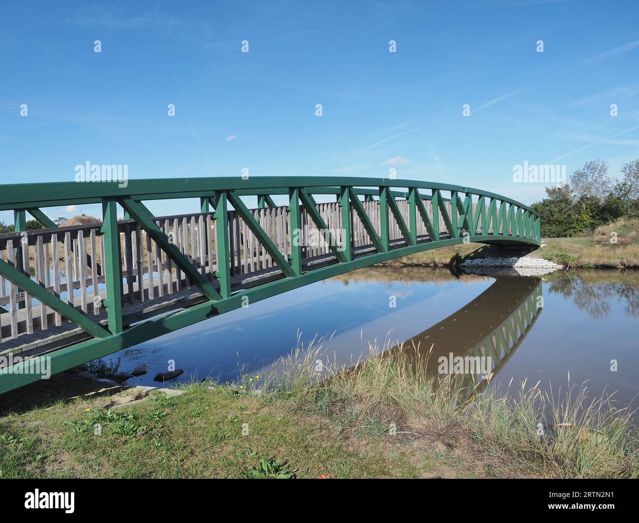 Sheerness, Kent, UK. 14th Sep, 2023. UK Weather: a sunny and calm ...