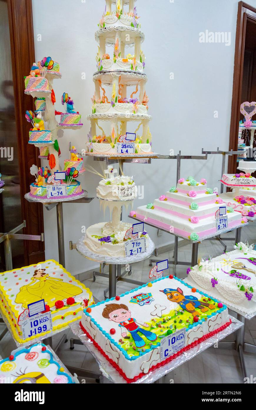 Birthday party cake mexico city hi-res stock photography and images - Alamy