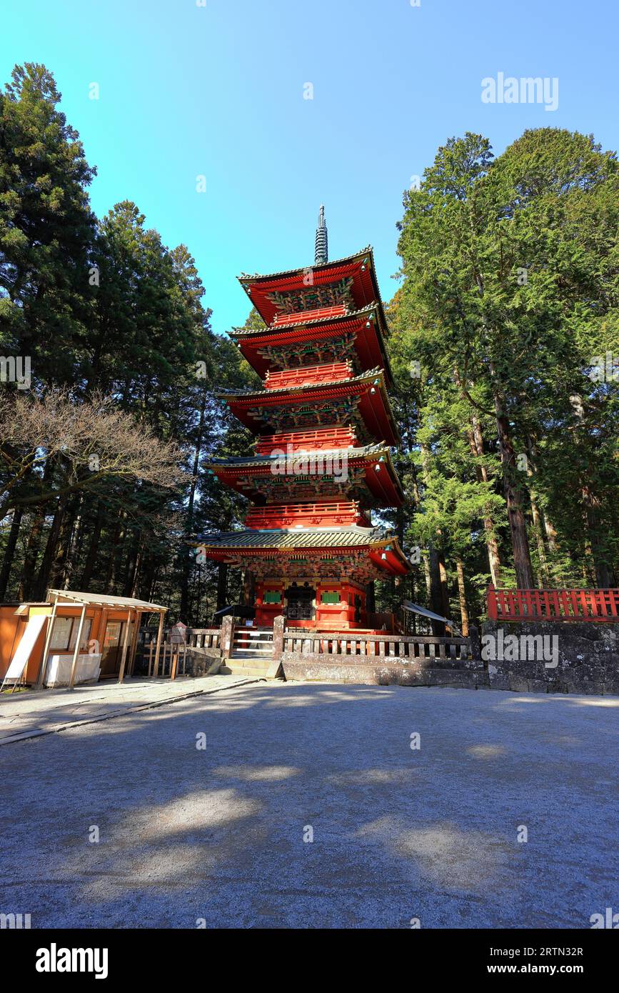 Toshogu Shrine ( 17th-century shrine honoring the first shogun and ...