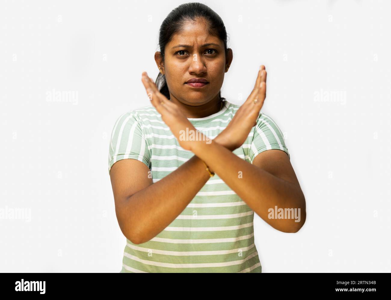 Body language crossed arms hi-res stock photography and images - Alamy