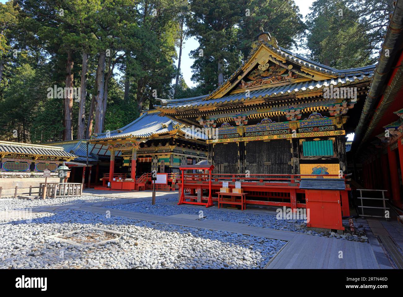 Toshogu Shrine ( 17th-century shrine honoring the first shogun and ...
