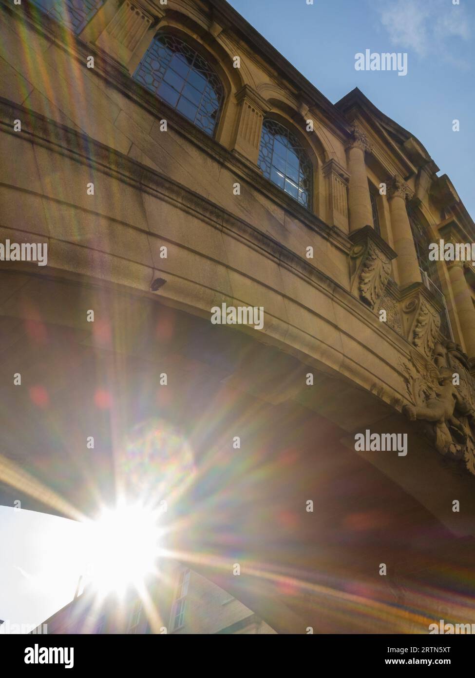 Oxford bridge of sighs sunlight hi-res stock photography and images - Alamy