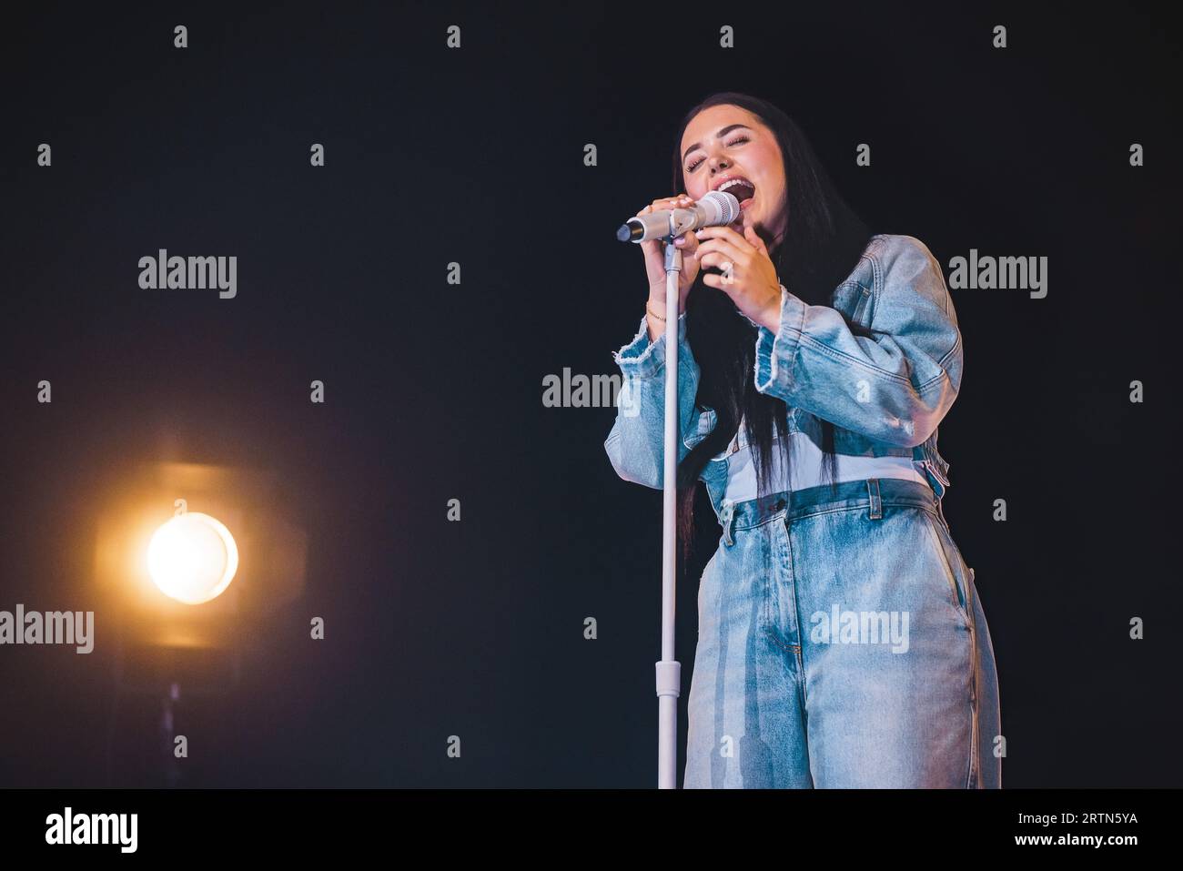 Copenhagen, Denmark. 13th Sep, 2023. The British-Canadian singer and songwriter Lauren Spencer ...