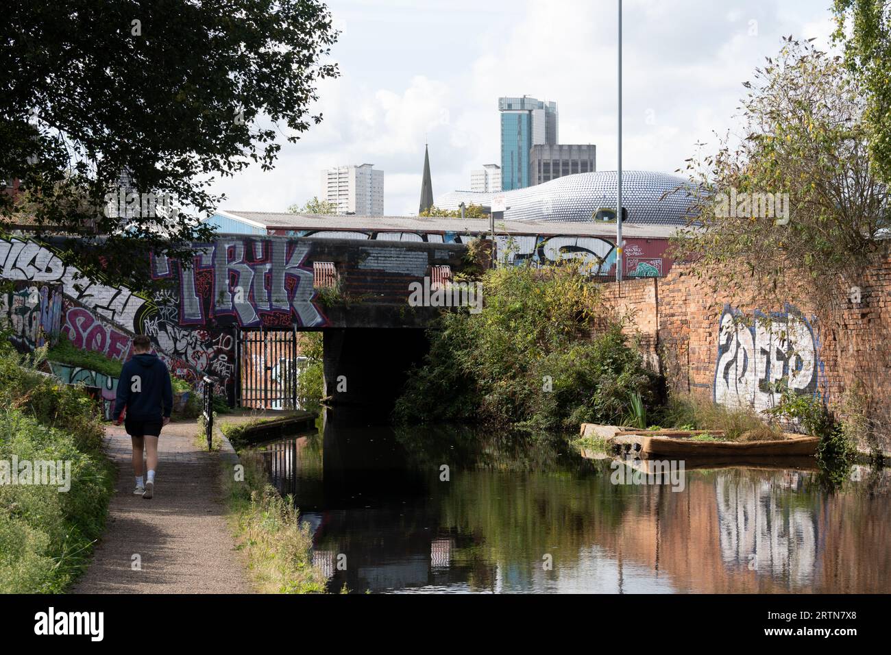 Birmingham graffiti hi-res stock photography and images - Alamy