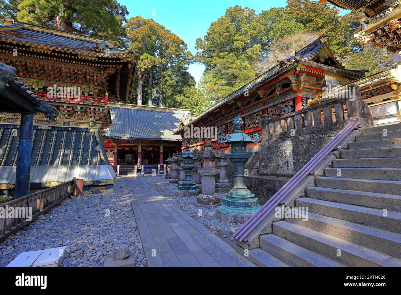 Toshogu Shrine ( 17th-century shrine honoring the first shogun and ...