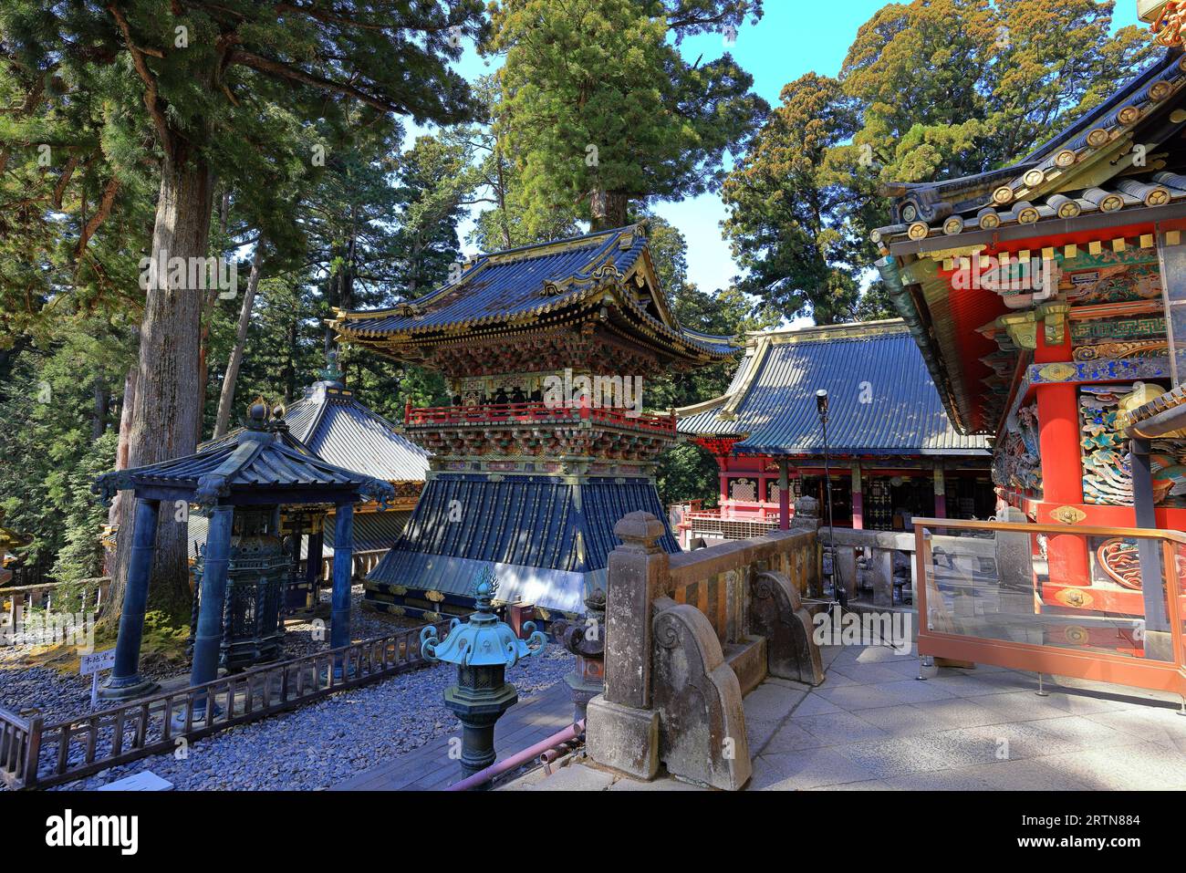 Toshogu Shrine ( 17th-century shrine honoring the first shogun and ...