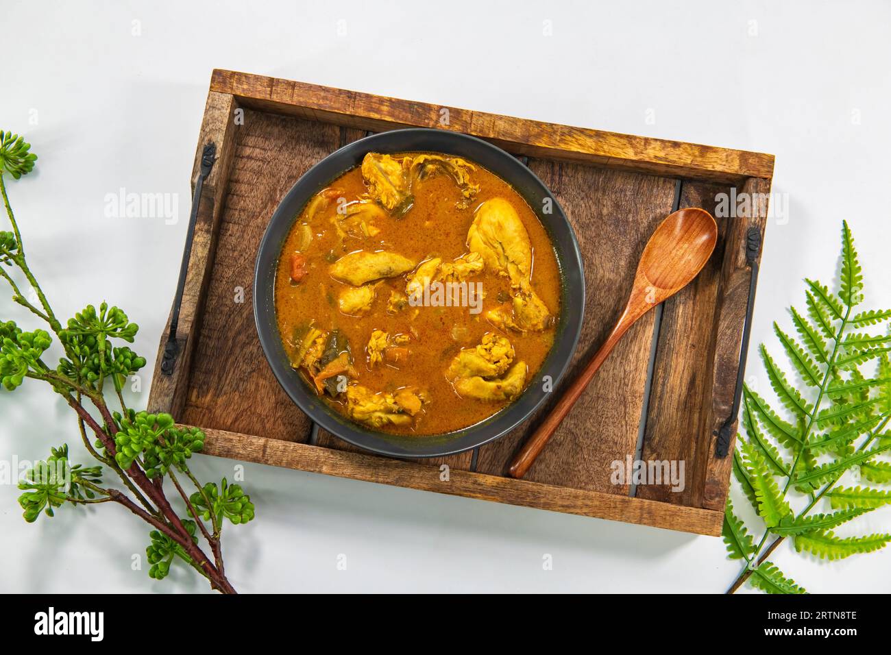 Chicken curry or masala or country chicken kuzhambu Tamilnadu style ...