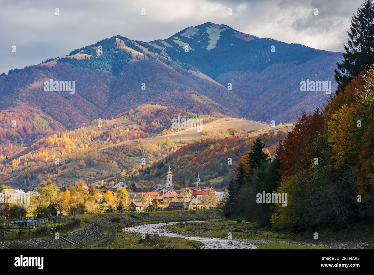 Ukraine village river hi-res stock photography and images - Alamy