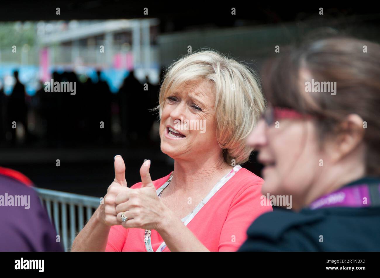 Sue barker london olympics hi-res stock photography and images - Alamy