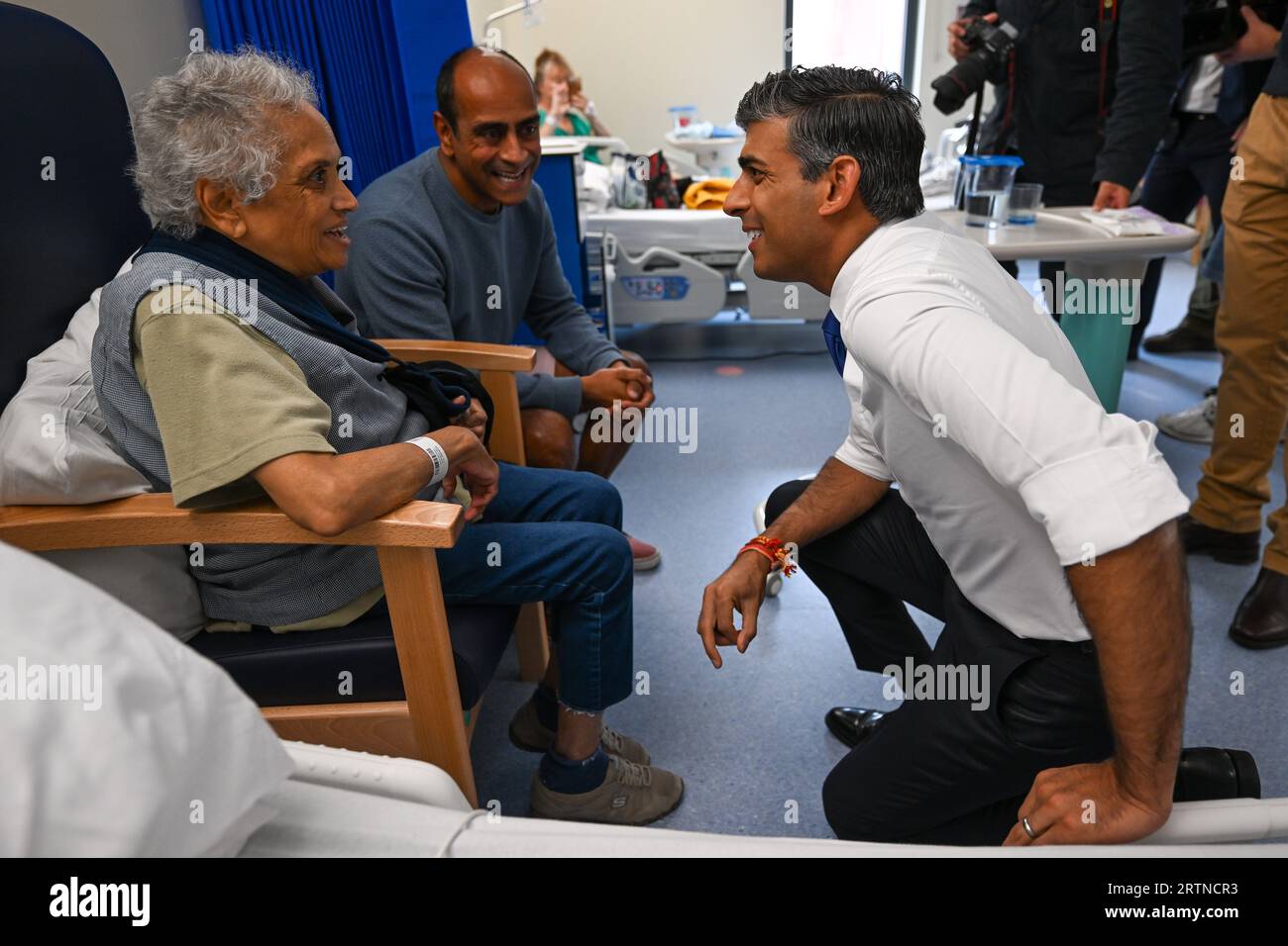 Prime Minister Rishi Sunak meets patient Patel in the Jubilee Suite ...