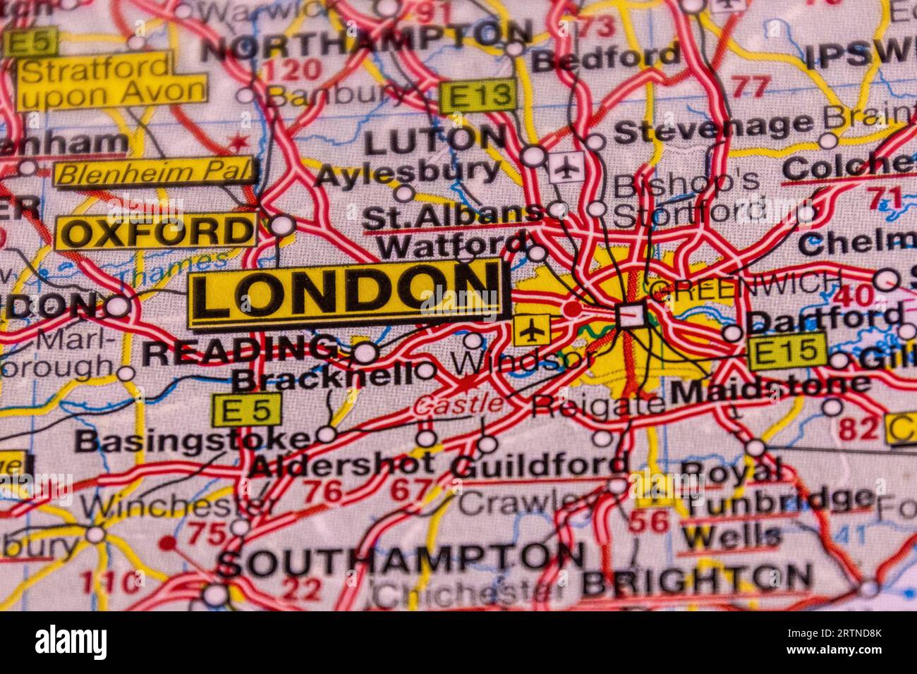 London, UK on a road map Stock Photo - Alamy