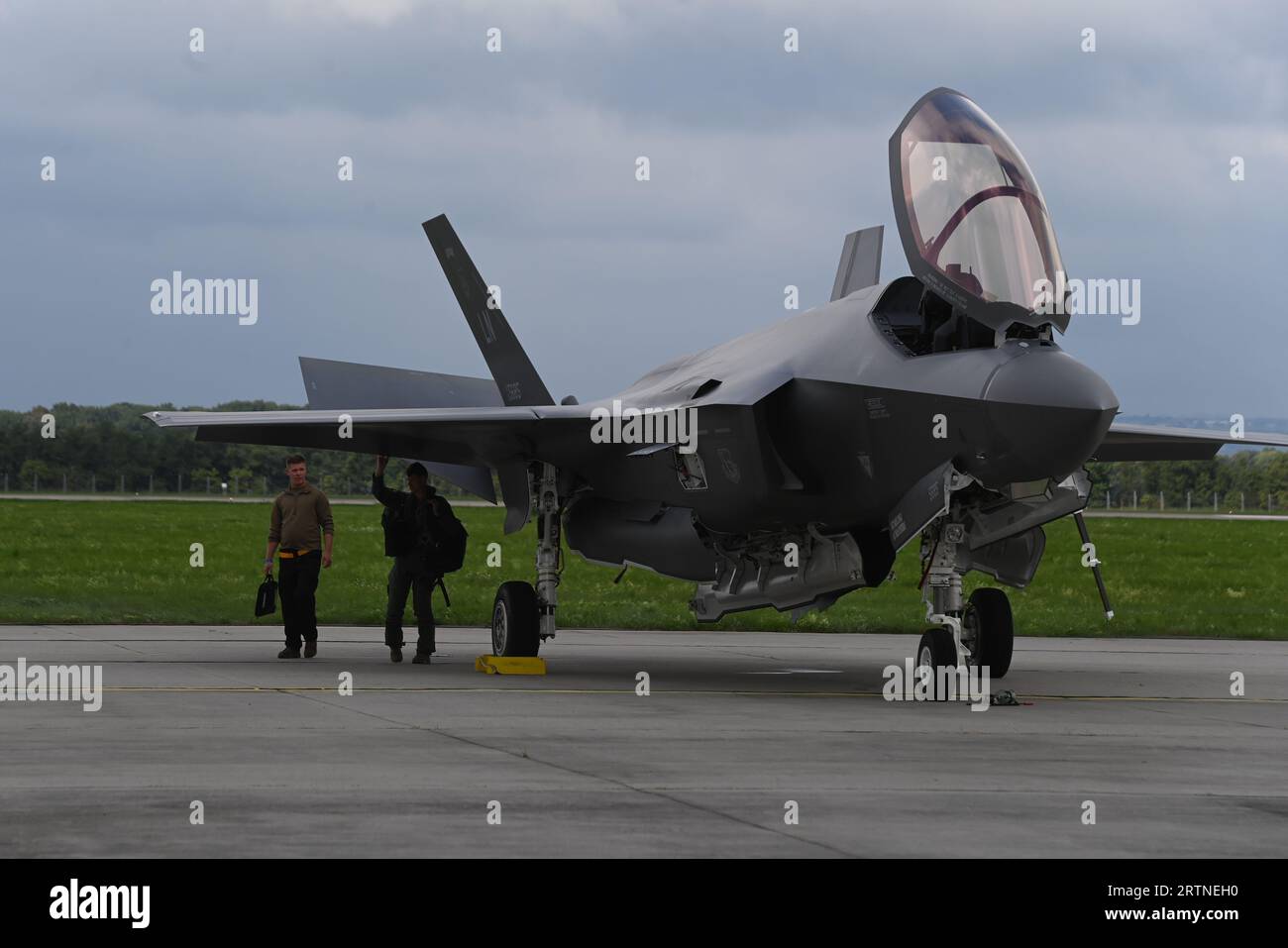 Mosnov, Czech Republic. 14th Sep, 2023. Arrival of three aircraft of ...