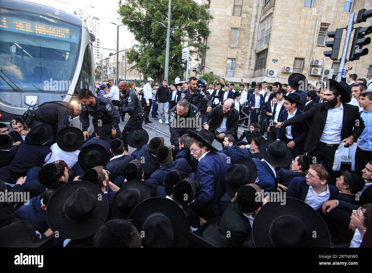 Während zusammenstößen hi-res stock photography and images - Alamy