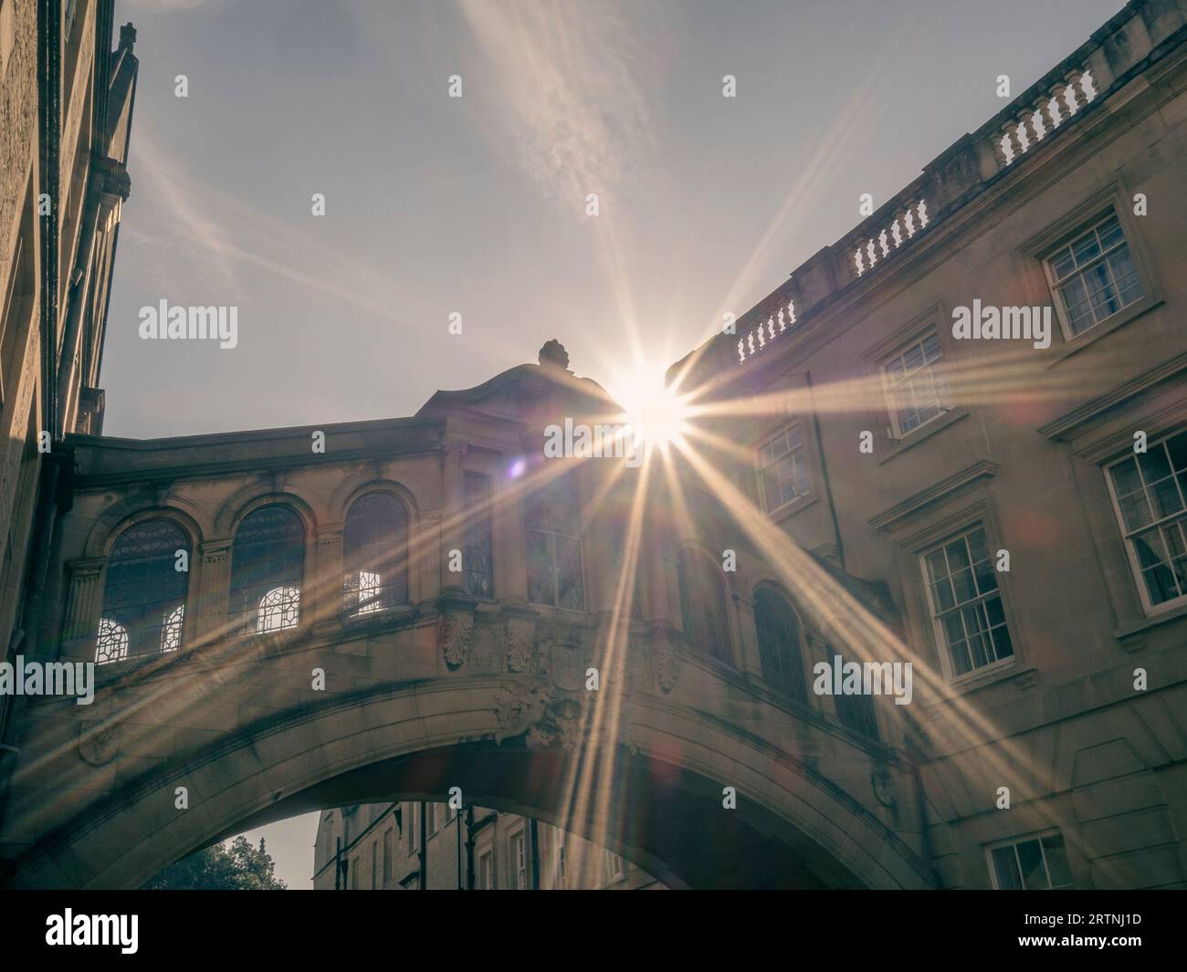 Oxford bridge of sighs sunlight hi-res stock photography and images - Alamy