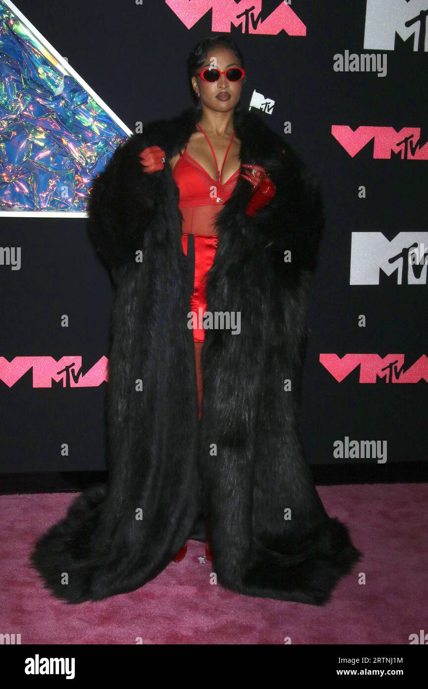 Shenseea bei der Verleihung der MTV Video Music Awards 2022 im ...