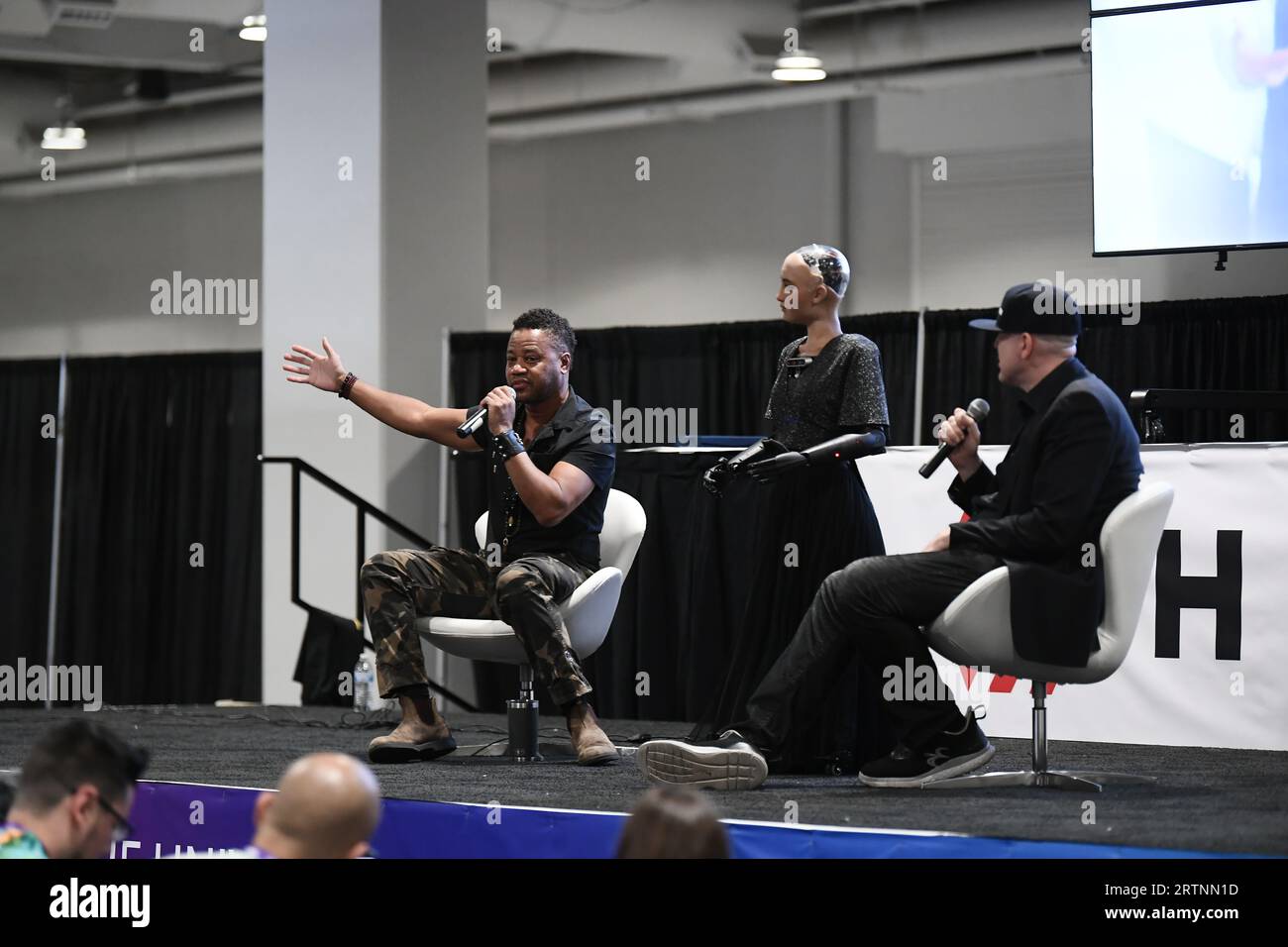 (L-R) Actor Cuba Gooding Jr., Sophie the robot and actor Mars Callahan ...