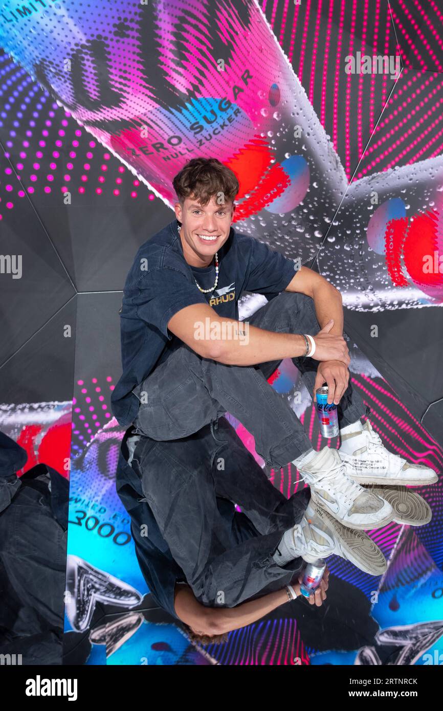 Event - Coca Cola 3000 Luca Tilo Scharpenberg ConCrafter beim Launch ...