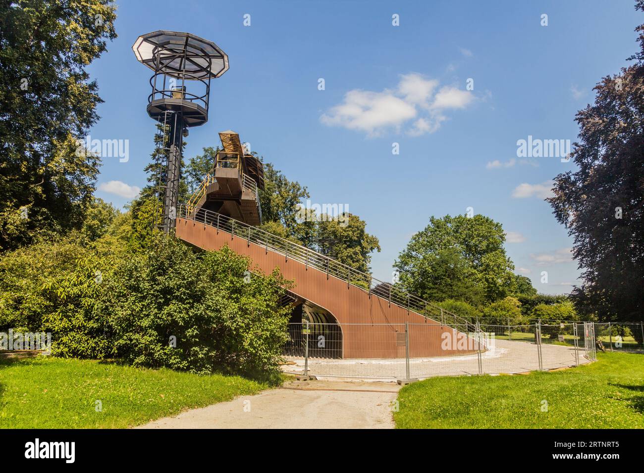 Open air theatre park audience grass hi-res stock photography and ...