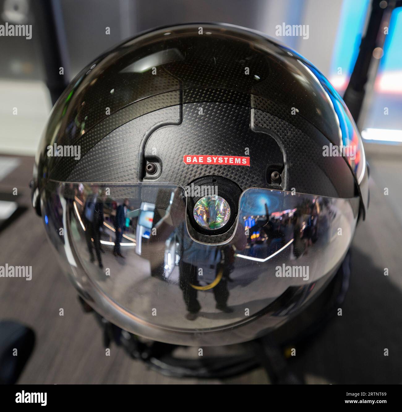 Bae systems striker ii digital helmet mounted display hi-res stock photography and images - Alamy