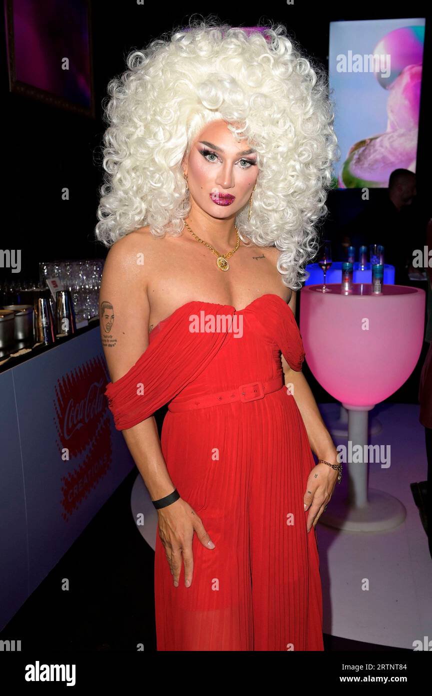 Candy Crash beim Launch-Event der von KI entwickelten limitierten Coke ...