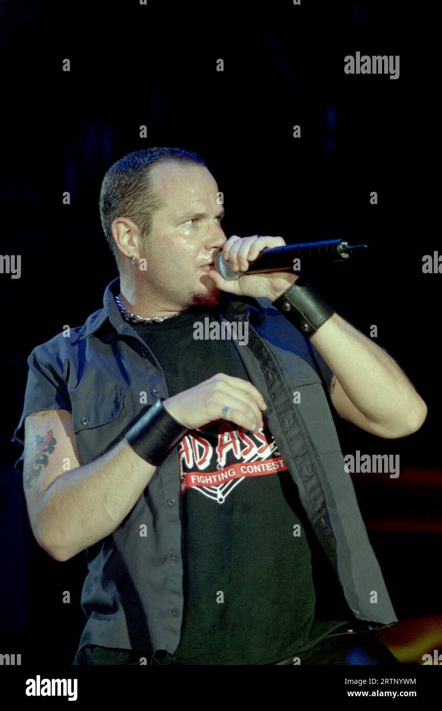 Singer kk hi-res stock photography and images - Alamy