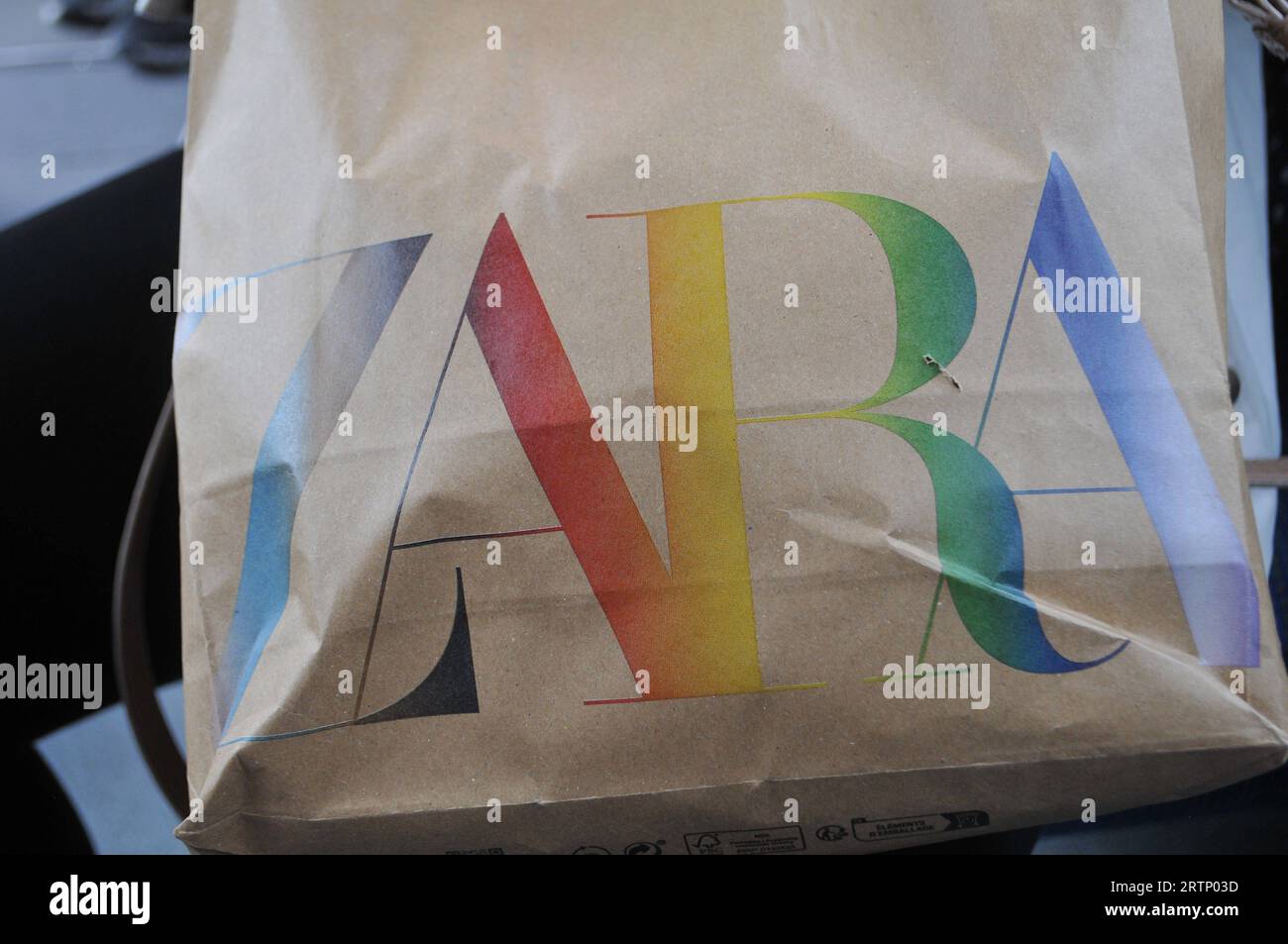 Copenhagen/Denmark/13 September 2023/Consumers with Spainish retaiol ...