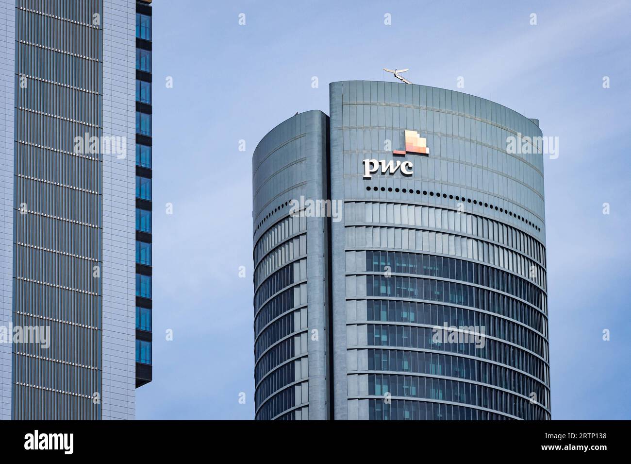The PwC tower in Madrid, Spain The PwC tower, Spanish headquarter of ...