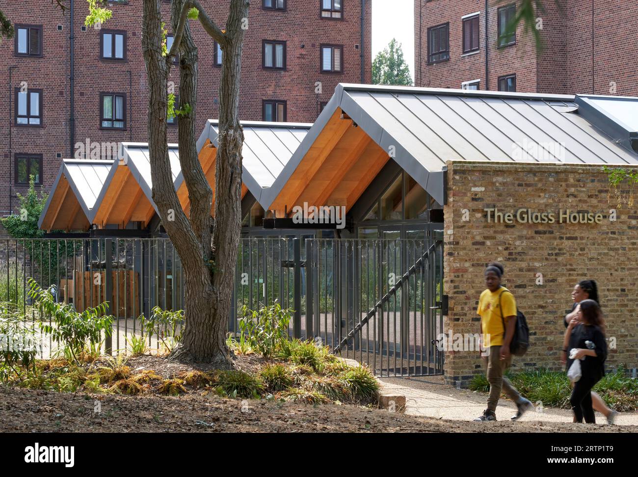 Overall view. Springfield Park, London, United Kingdom. Architect ...