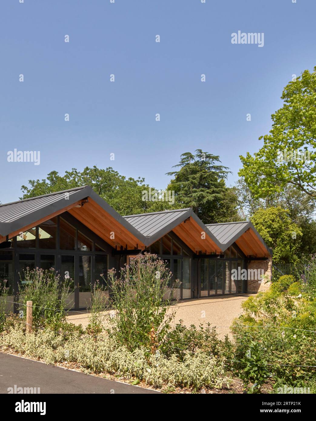 Exterior view of 'glass house'. Springfield Park, London, United ...
