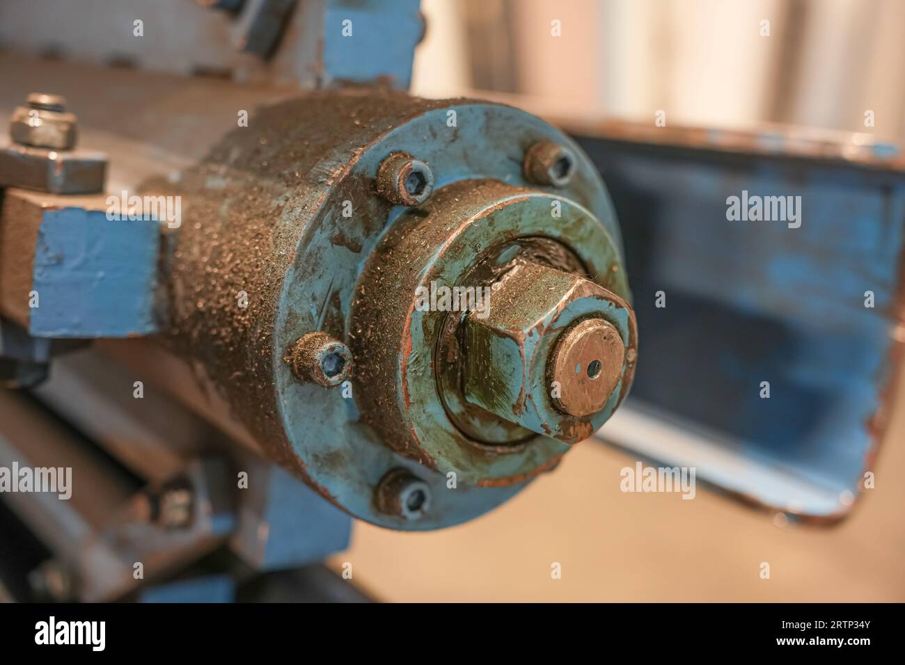 Oiled machine hi-res stock photography and images - Alamy