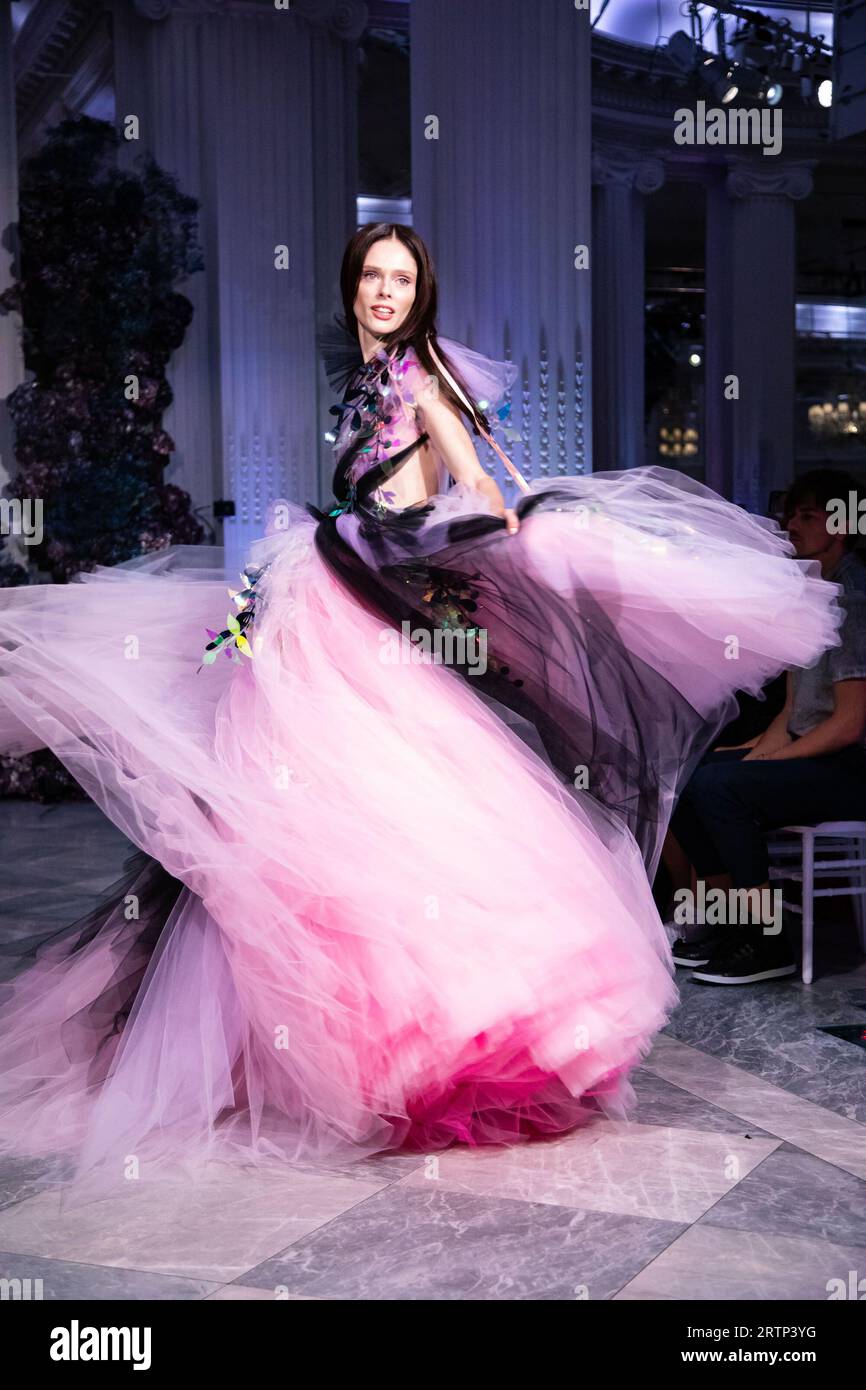 Coco rocha hi-res stock photography and images - Alamy