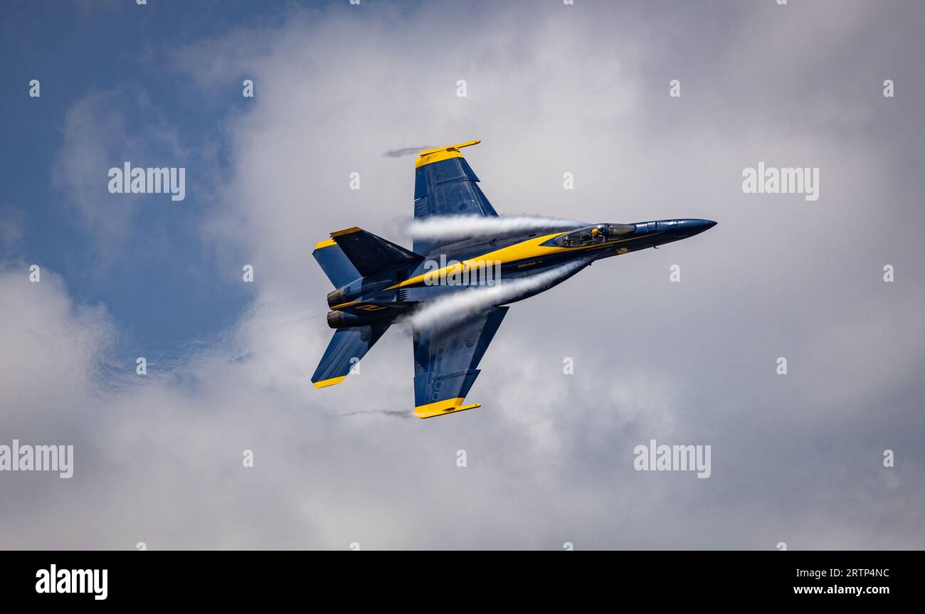 A solo United States Navy FA-18 Super Hornet performs during a Blue ...