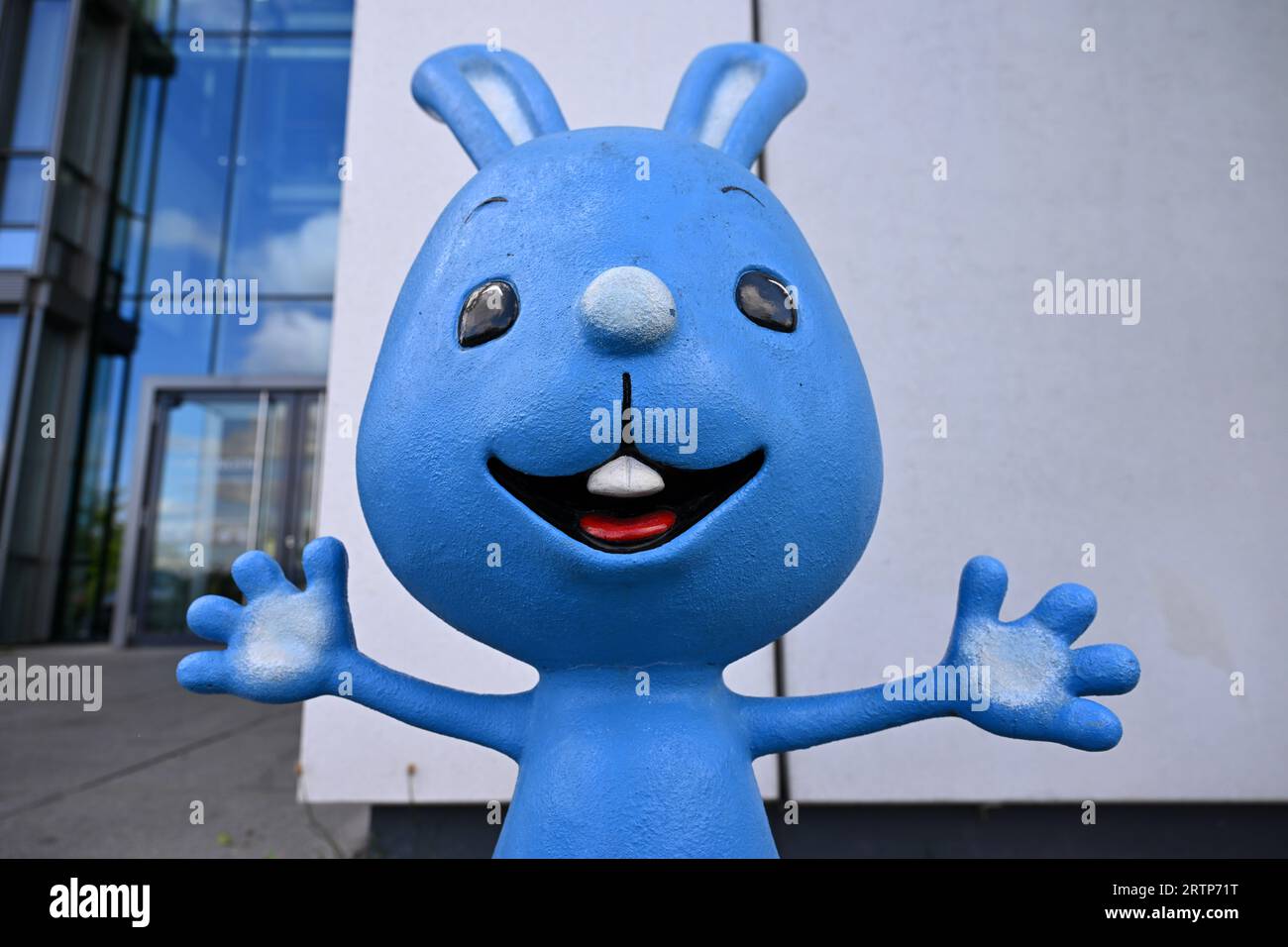Erfurt, Germany. 14th Sep, 2023. A figure of "Kikaninchen" stands in ...