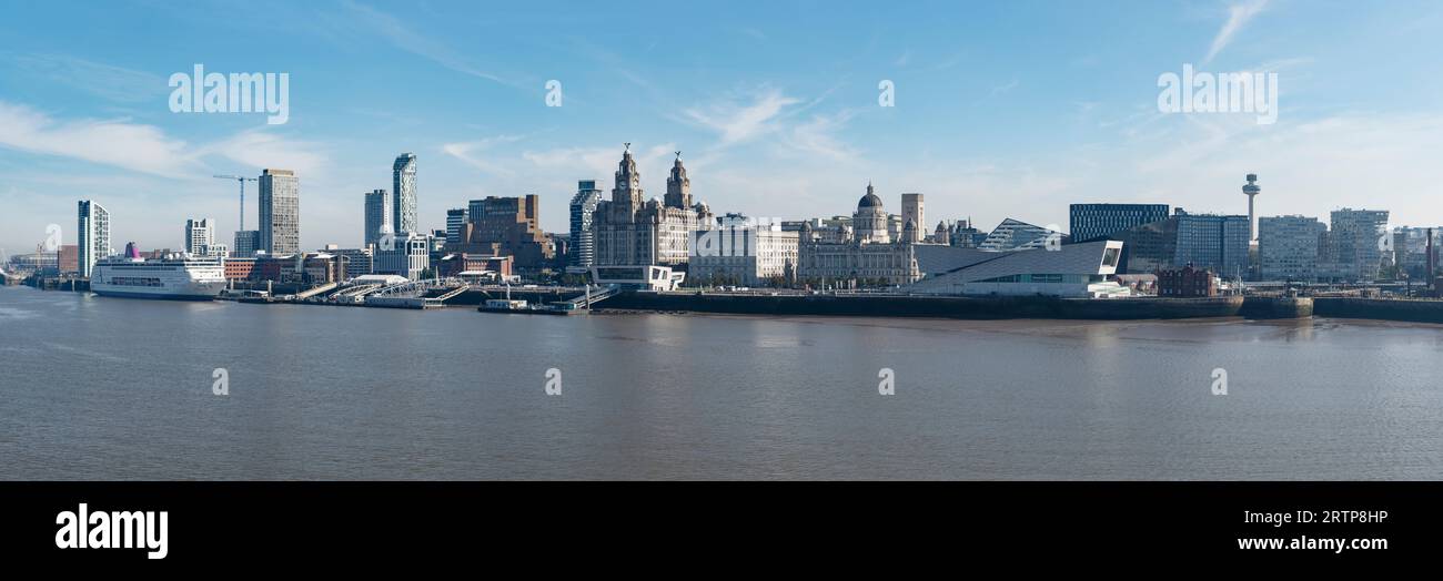 Liverpool city centre panoramic skyline across the River Mersey Stock ...