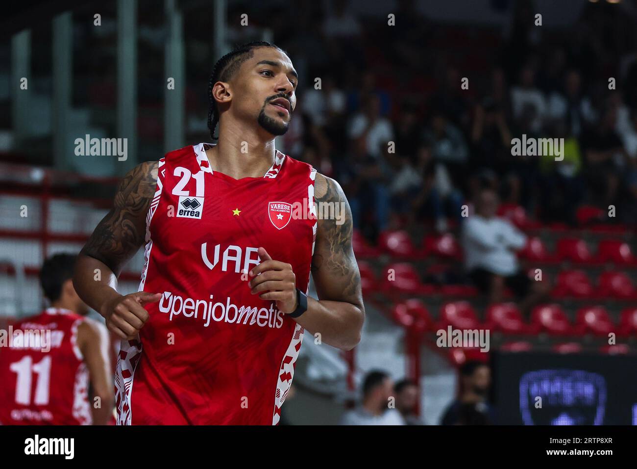 Olivier Hanlan #21 of Pallacanestro Varese OpenJobMetis seen in action ...
