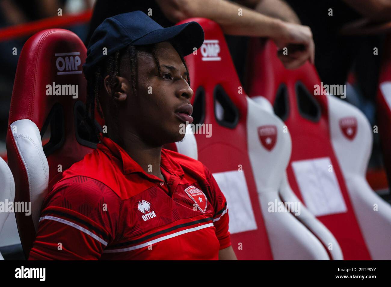 Leonardo okeke hi-res stock photography and images - Alamy