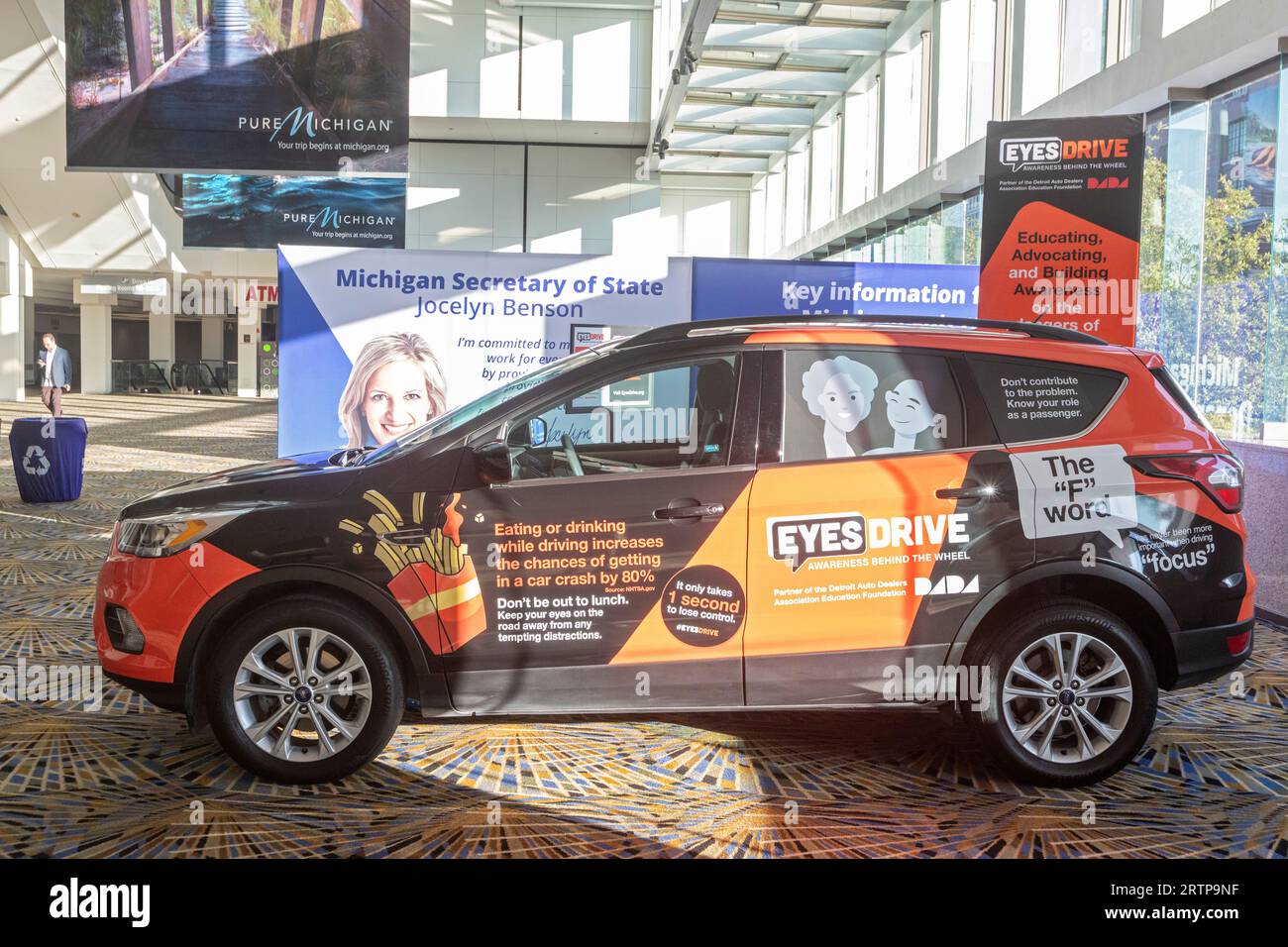 Car crash show hi-res stock photography and images - Alamy