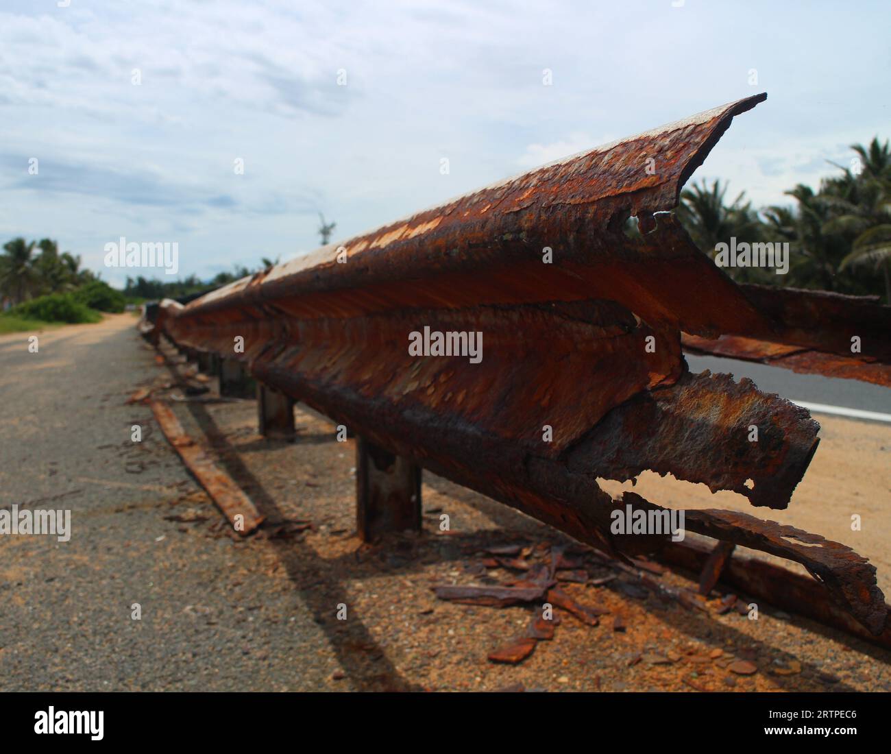 Rusty road hi-res stock photography and images - Alamy