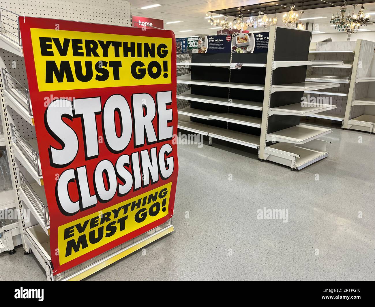 Wilko clearance sale hi-res stock photography and images - Alamy